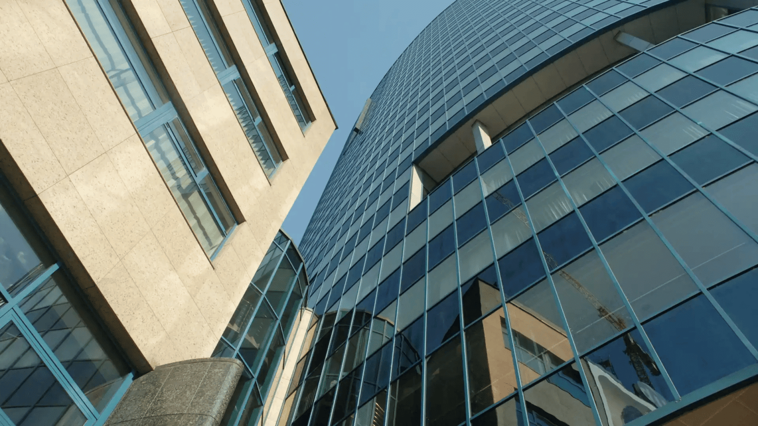 How is Architectural Glass Made – Step by Step | Glass by Design